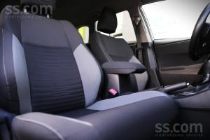 Grey Toyota Auris 2015 in Riga, with an engine capacity of 1.60 L and mileage of 198 thousand km for 7295 €, photo 14 on AUTOMOTO.COM.LV