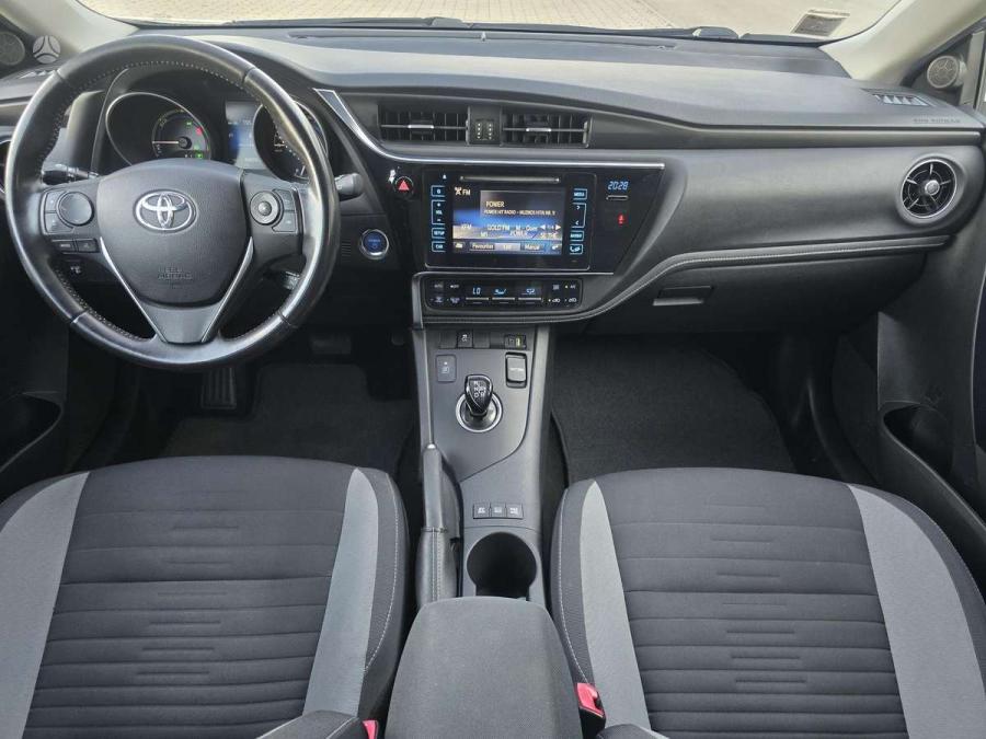 Pelēks Toyota Auris 2015 Panevēža, ar dzinēja tilpumu 1.80 L un nobraukumu 163 tūkst. km par 10999 €, foto 11 vietnē AUTOMOTO.COM.LV