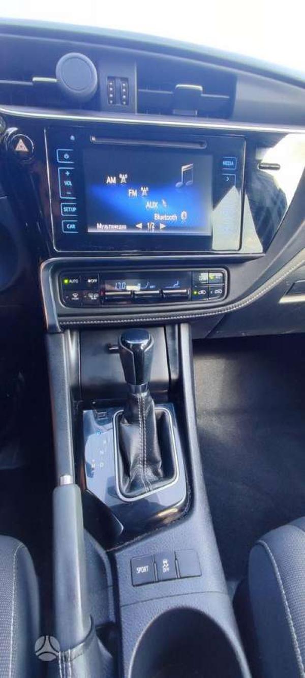 Pelēks Toyota Auris 2015 Klaipėda, ar dzinēja tilpumu 1.60 L un nobraukumu 128 tūkst. km par 8500 €, foto 10 vietnē AUTOMOTO.COM.LV