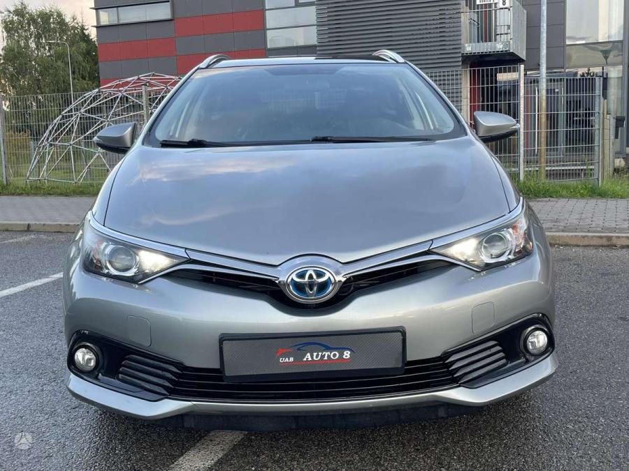 Pelēks Toyota Auris 2015 Viļņa, ar dzinēja tilpumu 1.80 L un nobraukumu 213 tūkst. km par 8450 €, foto 16 vietnē AUTOMOTO.COM.LV