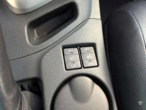 Grey Toyota Auris 2015 in Vilnius, with an engine capacity of 1.80 L and mileage of 253 thousand km for 8900 €, photo 12 on AUTOMOTO.COM.LV