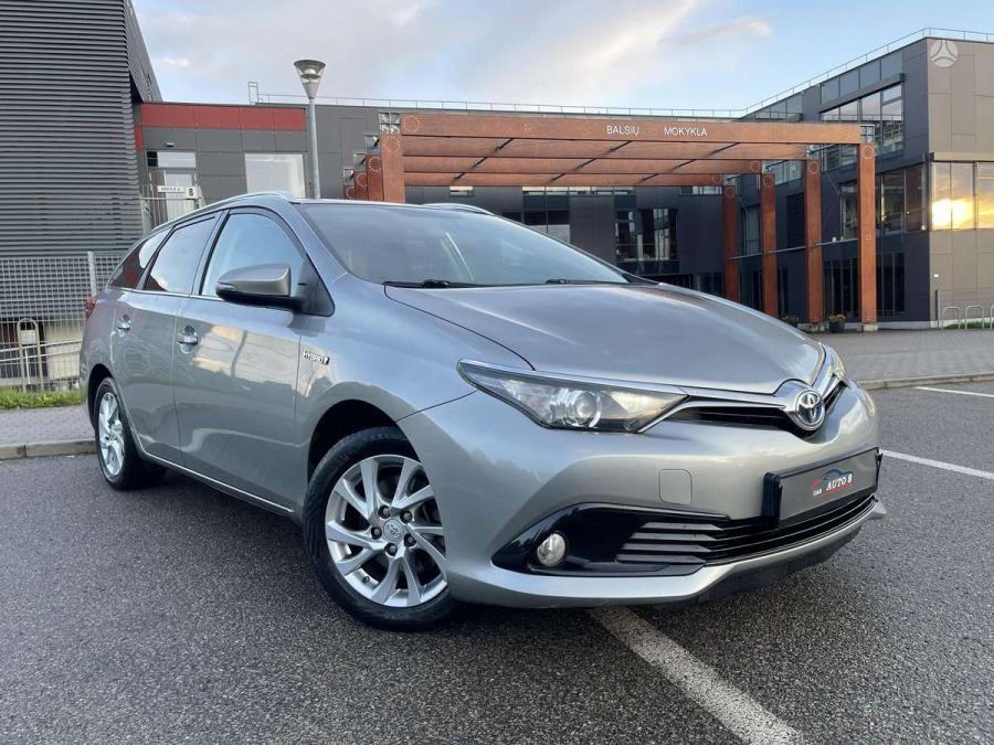Pelēks Toyota Auris 2015 Viļņa, ar dzinēja tilpumu 1.80 L un nobraukumu 212 tūkst. km par 8999 €, foto 13 vietnē AUTOMOTO.COM.LV