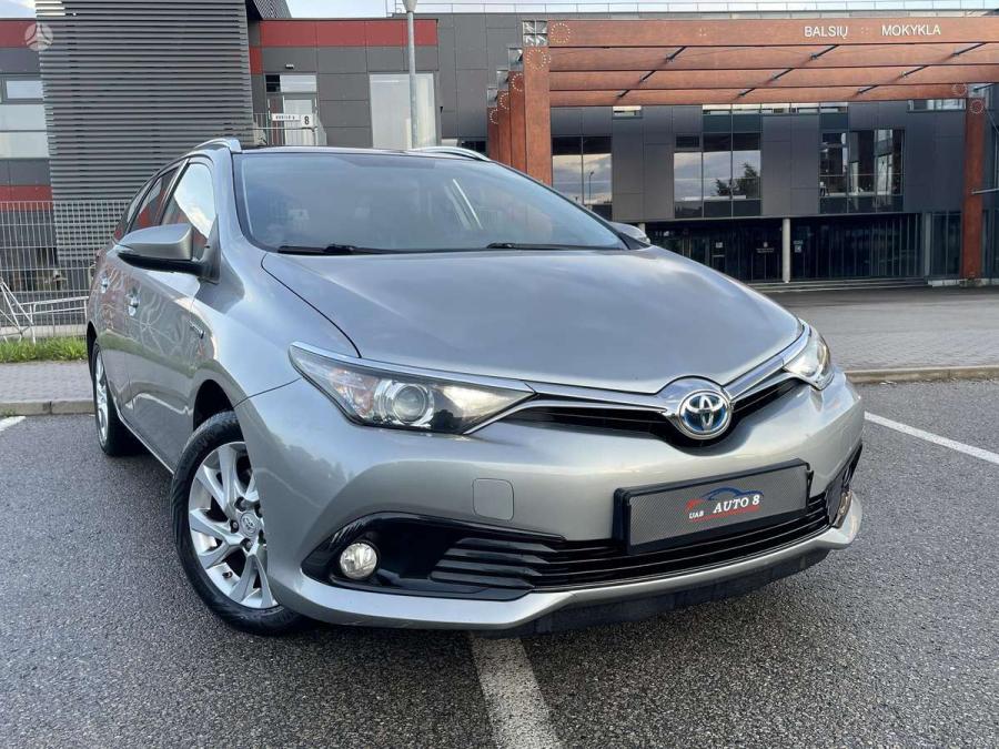 Pelēks Toyota Auris 2015 Viļņa, ar dzinēja tilpumu 1.80 L un nobraukumu 212 tūkst. km par 8999 €, foto 14 vietnē AUTOMOTO.COM.LV