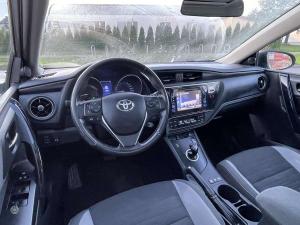 Pelēks Toyota Auris 2015 Viļņa, ar dzinēja tilpumu 1.80 L un nobraukumu 212 tūkst. km par 8999 €, foto 25 vietnē AUTOMOTO.COM.LV