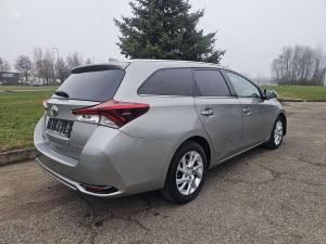 Pelēks Toyota Auris 2016 Kauņa, ar dzinēja tilpumu 1.80 L un nobraukumu 163 tūkst. km par 9250 €, foto 4 vietnē AUTOMOTO.COM.LV