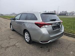 Pelēks Toyota Auris 2016 Kauņa, ar dzinēja tilpumu 1.80 L un nobraukumu 163 tūkst. km par 9250 €, foto 5 vietnē AUTOMOTO.COM.LV