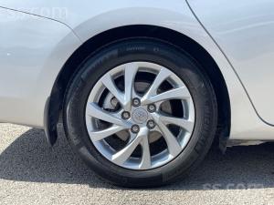 Grey Toyota Auris 2016 in Riga, with an engine capacity of 1.80 L and mileage of 135 thousand km for 12990 €, photo 16 on AUTOMOTO.COM.LV