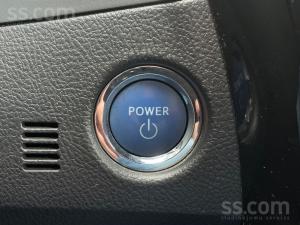 Grey Toyota Auris 2016 in Riga, with an engine capacity of 1.80 L and mileage of 135 thousand km for 12990 €, photo 29 on AUTOMOTO.COM.LV