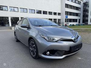 Серый Тойота Аурис 2016 в Каунас, объемом двигателя 1.80 л и пробегом 222 тыс. км за 11550 €, фото 3 на AUTOMOTO.COM.LV