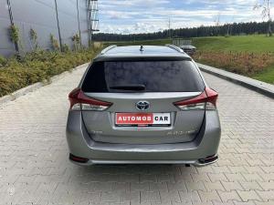 Grey Toyota Auris 2016 in Vilnius, with an engine capacity of 1.80 L and mileage of 180 thousand km for 11950 €, photo 8 on AUTOMOTO.COM.LV