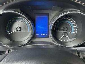 Grey Toyota Auris 2016 in Vilnius, with an engine capacity of 1.80 L and mileage of 180 thousand km for 11950 €, photo 16 on AUTOMOTO.COM.LV