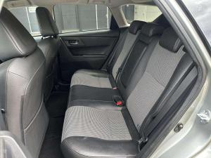 Grey Toyota Auris 2016 in Vilnius, with an engine capacity of 1.80 L and mileage of 180 thousand km for 11950 €, photo 24 on AUTOMOTO.COM.LV