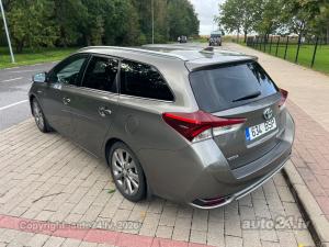 Pelēks Toyota Auris 2016 Pērnava, ar dzinēja tilpumu 1.80 L un nobraukumu 160 tūkst. km par 12999 €, foto 7 vietnē AUTOMOTO.COM.LV