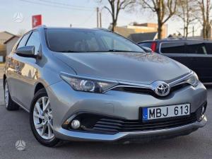Grey Toyota Auris 2017 in Telschi, with an engine capacity of 1.60 L and mileage of 320 thousand km for 6600 €, photo  on AUTOMOTO.COM.LV