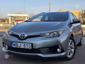 Grey Toyota Auris 2017 in Telschi, with an engine capacity of 1.60 L and mileage of 320 thousand km for 6600 €, photo 11 on AUTOMOTO.COM.LV