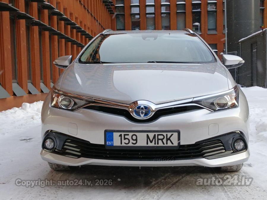 Pelēks Toyota Auris 2017 Tartu, ar dzinēja tilpumu 1.60 L un nobraukumu 165 tūkst. km par 9700 €, foto 5 vietnē AUTOMOTO.COM.LV
