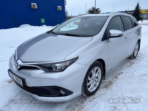 Pelēks Toyota Auris 2017 Paide, ar dzinēja tilpumu 1.60 L un nobraukumu 166 tūkst. km par 8990 €, foto 1 vietnē AUTOMOTO.COM.LV