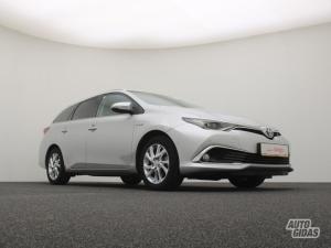 Grey Toyota Auris 2017 in Vilnius, with an engine capacity of 1.80 L and mileage of 202 thousand km for 12399 €, photo 11 on AUTOMOTO.COM.LV