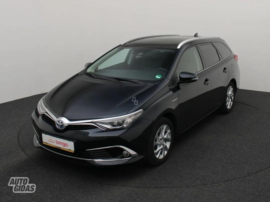 Pelēks Toyota Auris 2017 Viļņa, ar dzinēja tilpumu 1.80 L un nobraukumu 221 tūkst. km par 11999 €, foto 1 vietnē AUTOMOTO.COM.LV