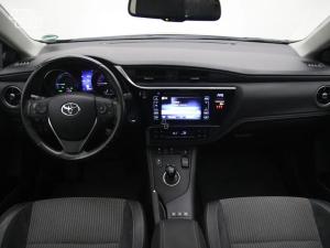 Pelēks Toyota Auris 2017 Viļņa, ar dzinēja tilpumu 1.80 L un nobraukumu 221 tūkst. km par 11999 €, foto 2 vietnē AUTOMOTO.COM.LV