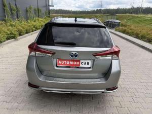 Grey Toyota Auris 2017 in Vilnius, with an engine capacity of 1.80 L and mileage of 128 thousand km for 14250 €, photo 11 on AUTOMOTO.COM.LV