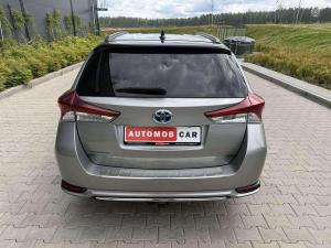 Grey Toyota Auris 2017 in Vilnius, with an engine capacity of 1.80 L and mileage of 128 thousand km for 14250 €, photo 12 on AUTOMOTO.COM.LV