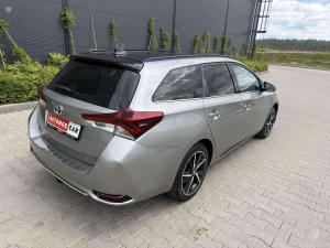 Grey Toyota Auris 2017 in Vilnius, with an engine capacity of 1.80 L and mileage of 128 thousand km for 14250 €, photo 14 on AUTOMOTO.COM.LV