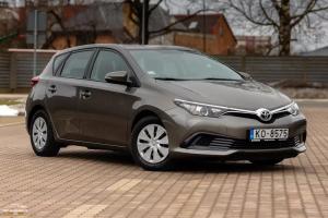 Pelēks Toyota Auris 2017 Jelgava, ar dzinēja tilpumu 1.40 L un nobraukumu 219 tūkst. km par 7400 €, foto 3 vietnē AUTOMOTO.COM.LV