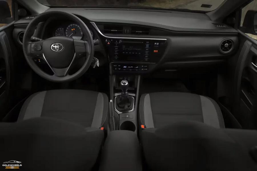 Pelēks Toyota Auris 2017 Jelgava, ar dzinēja tilpumu 1.40 L un nobraukumu 219 tūkst. km par 7400 €, foto 8 vietnē AUTOMOTO.COM.LV
