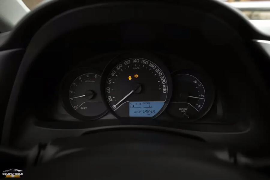 Pelēks Toyota Auris 2017 Jelgava, ar dzinēja tilpumu 1.40 L un nobraukumu 219 tūkst. km par 7400 €, foto 14 vietnē AUTOMOTO.COM.LV