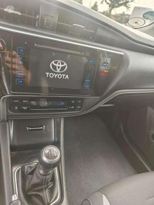 Pelēks Toyota Auris 2017 Klaipėda, ar dzinēja tilpumu 1.60 L un nobraukumu 233 tūkst. km par 5980 €, foto 11 vietnē AUTOMOTO.COM.LV