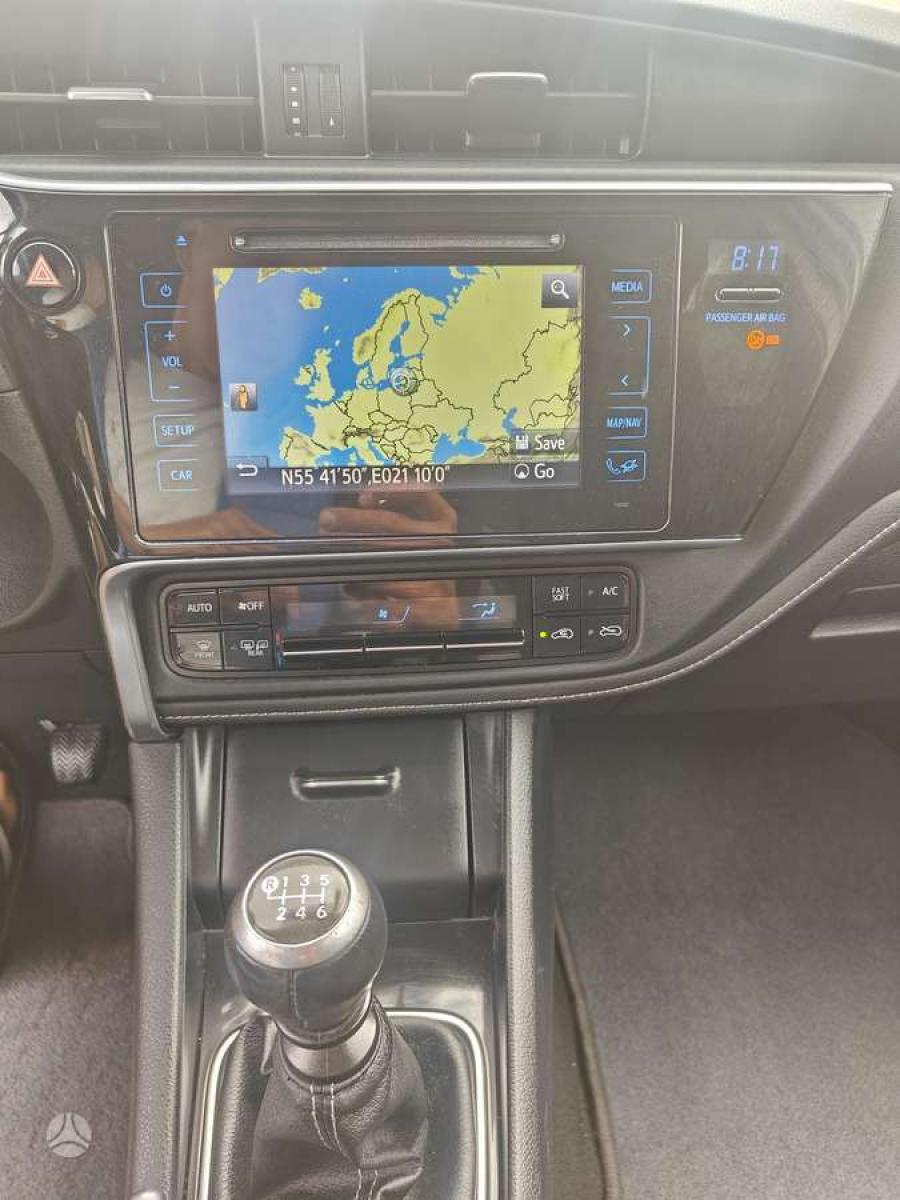 Pelēks Toyota Auris 2017 Klaipėda, ar dzinēja tilpumu 1.60 L un nobraukumu 233 tūkst. km par 5980 €, foto 12 vietnē AUTOMOTO.COM.LV