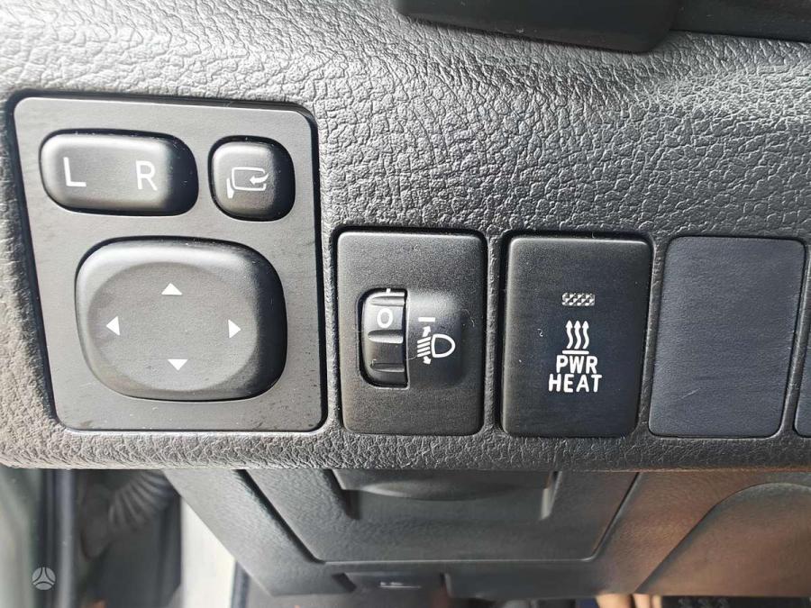 Pelēks Toyota Auris 2017 Klaipėda, ar dzinēja tilpumu 1.60 L un nobraukumu 233 tūkst. km par 5980 €, foto 14 vietnē AUTOMOTO.COM.LV