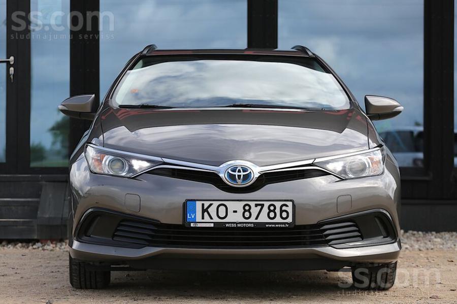 Pelēks Toyota Auris 2017 Tukums, ar dzinēja tilpumu 1.80 L un nobraukumu 284 tūkst. km par 8890 €, foto 7 vietnē AUTOMOTO.COM.LV