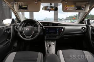 Pelēks Toyota Auris 2017 Tukums, ar dzinēja tilpumu 1.80 L un nobraukumu 284 tūkst. km par 8890 €, foto 8 vietnē AUTOMOTO.COM.LV