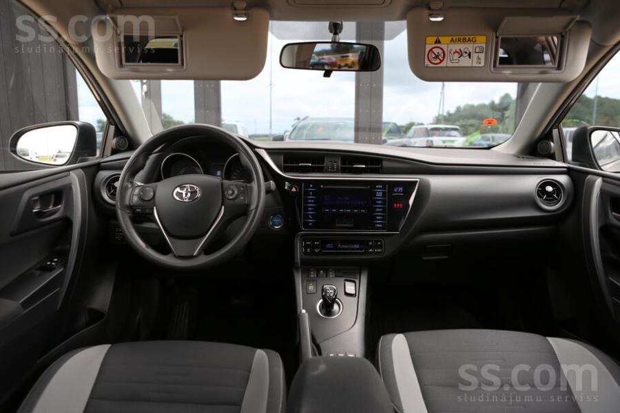 Pelēks Toyota Auris 2017 Tukums, ar dzinēja tilpumu 1.80 L un nobraukumu 284 tūkst. km par 8890 €, foto 8 vietnē AUTOMOTO.COM.LV