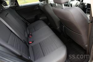 Pelēks Toyota Auris 2017 Tukums, ar dzinēja tilpumu 1.80 L un nobraukumu 284 tūkst. km par 8890 €, foto 14 vietnē AUTOMOTO.COM.LV