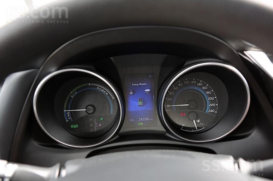 Pelēks Toyota Auris 2017 Tukums, ar dzinēja tilpumu 1.80 L un nobraukumu 284 tūkst. km par 8890 €, foto 16 vietnē AUTOMOTO.COM.LV