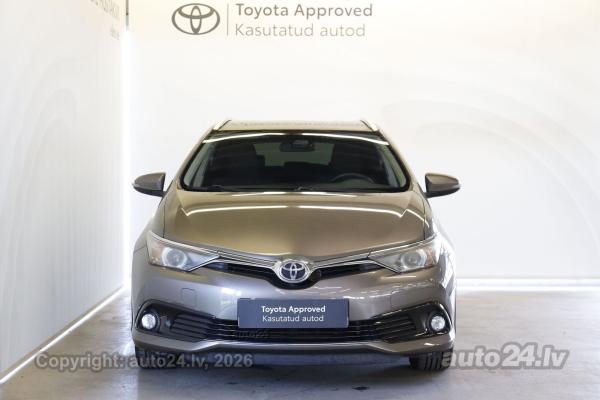 Pelēks Toyota Auris 2017 Tallina, ar dzinēja tilpumu 1.60 L un nobraukumu 78 tūkst. km par 12890 €, foto 6 vietnē AUTOMOTO.COM.LV