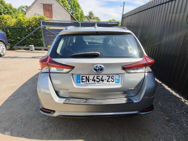Pelēks Toyota Auris 2017 Kauņa, ar dzinēja tilpumu 1.80 L un nobraukumu 287 tūkst. km par 3999 €, foto 9 vietnē AUTOMOTO.COM.LV
