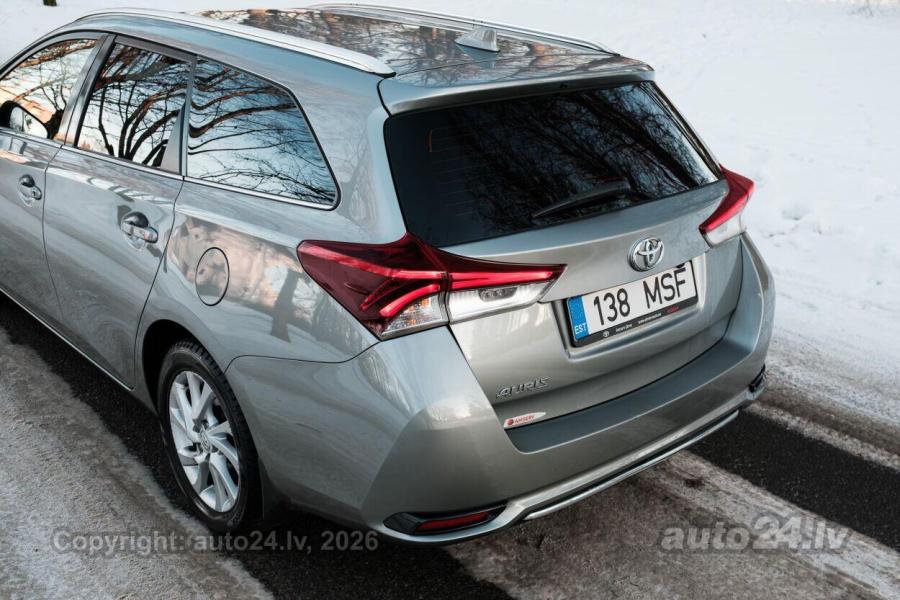 Pelēks Toyota Auris 2018 Tartu, ar dzinēja tilpumu 1.60 L un nobraukumu 119 tūkst. km par 11590 €, foto 8 vietnē AUTOMOTO.COM.LV