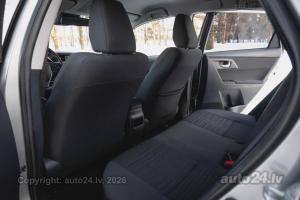 Pelēks Toyota Auris 2018 Tartu, ar dzinēja tilpumu 1.60 L un nobraukumu 119 tūkst. km par 11590 €, foto 14 vietnē AUTOMOTO.COM.LV