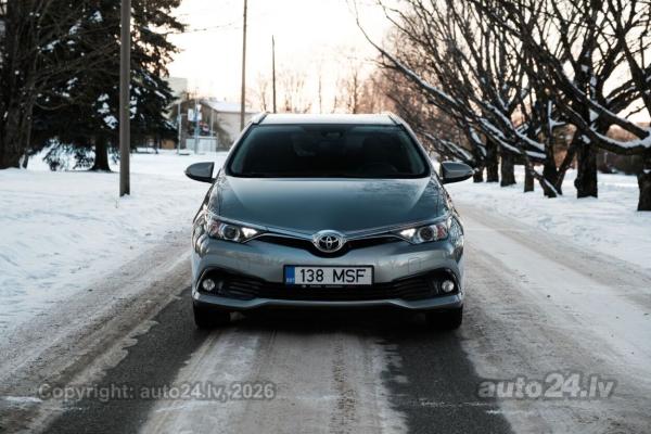 Pelēks Toyota Auris 2018 Tartu, ar dzinēja tilpumu 1.60 L un nobraukumu 119 tūkst. km par 11590 €, foto 1 vietnē AUTOMOTO.COM.LV