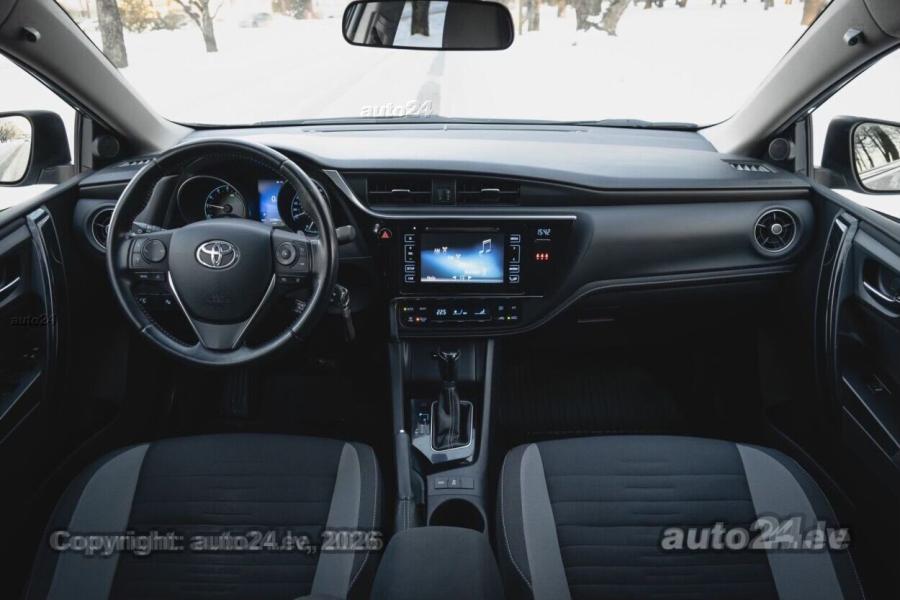 Pelēks Toyota Auris 2018 Tartu, ar dzinēja tilpumu 1.60 L un nobraukumu 119 tūkst. km par 10999 €, foto 7 vietnē AUTOMOTO.COM.LV