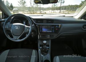 Grey Toyota Auris 2018 in Tallinn, with an engine capacity of 1.60 L and mileage of 114 thousand km for 9800 €, photo 15 on AUTOMOTO.COM.LV