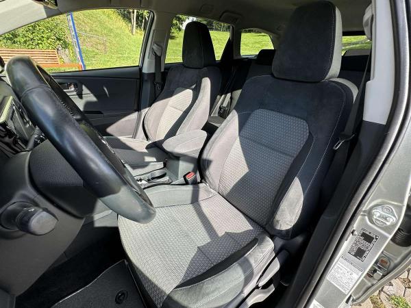 Pelēks Toyota Auris 2018 Kauņa, ar dzinēja tilpumu 1.80 L un nobraukumu 230 tūkst. km par 10950 €, foto 4 vietnē AUTOMOTO.COM.LV
