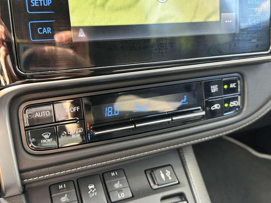 Pelēks Toyota Auris 2018 Kauņa, ar dzinēja tilpumu 1.80 L un nobraukumu 230 tūkst. km par 10950 €, foto 14 vietnē AUTOMOTO.COM.LV