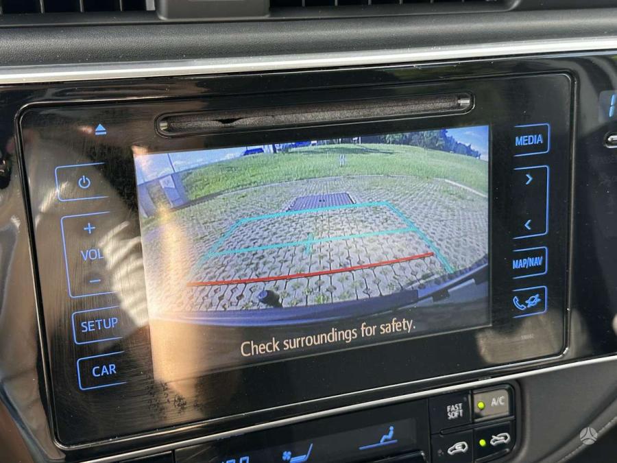 Pelēks Toyota Auris 2018 Kauņa, ar dzinēja tilpumu 1.80 L un nobraukumu 230 tūkst. km par 10950 €, foto 15 vietnē AUTOMOTO.COM.LV