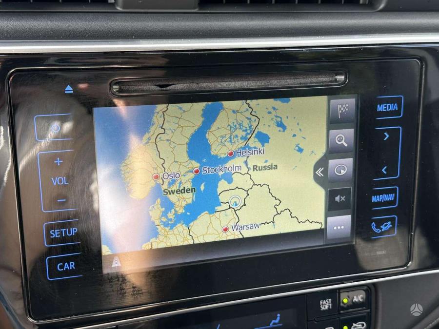 Pelēks Toyota Auris 2018 Kauņa, ar dzinēja tilpumu 1.80 L un nobraukumu 230 tūkst. km par 10950 €, foto 16 vietnē AUTOMOTO.COM.LV