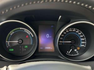 Pelēks Toyota Auris 2018 Kauņa, ar dzinēja tilpumu 1.80 L un nobraukumu 230 tūkst. km par 10950 €, foto 19 vietnē AUTOMOTO.COM.LV